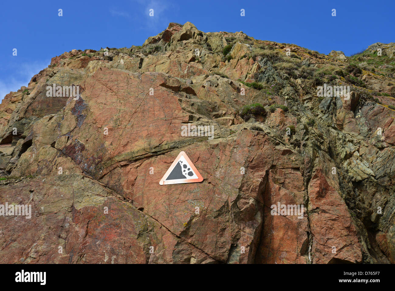 Rock-face at bottom of Harbour Hill, Greater Sark, Sark, Bailiwick of ...