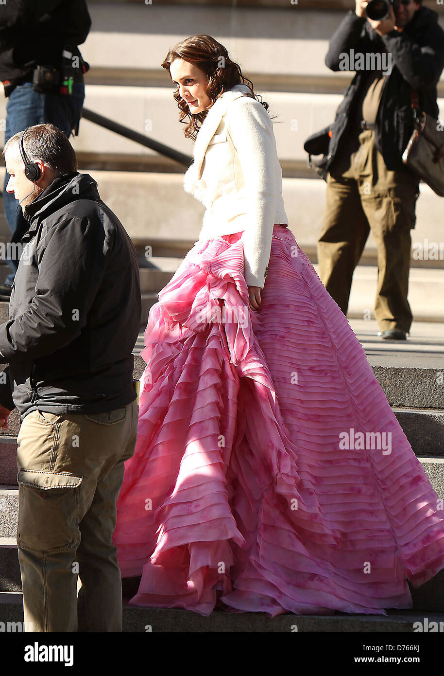 Leighton Meester on the set of 'Gossip Girl' filming on location in ...
