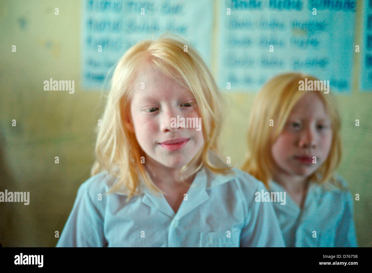 Panama, Kuna Yala, Guna Indigenous albino students at Spanish-Guna ...