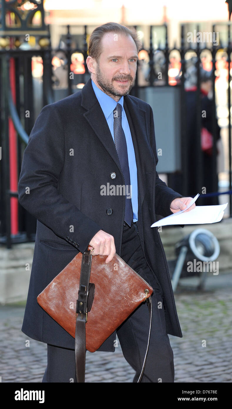 Ralph Fiennes Charles Dickens - wreath laying ceremony to commemorate ...