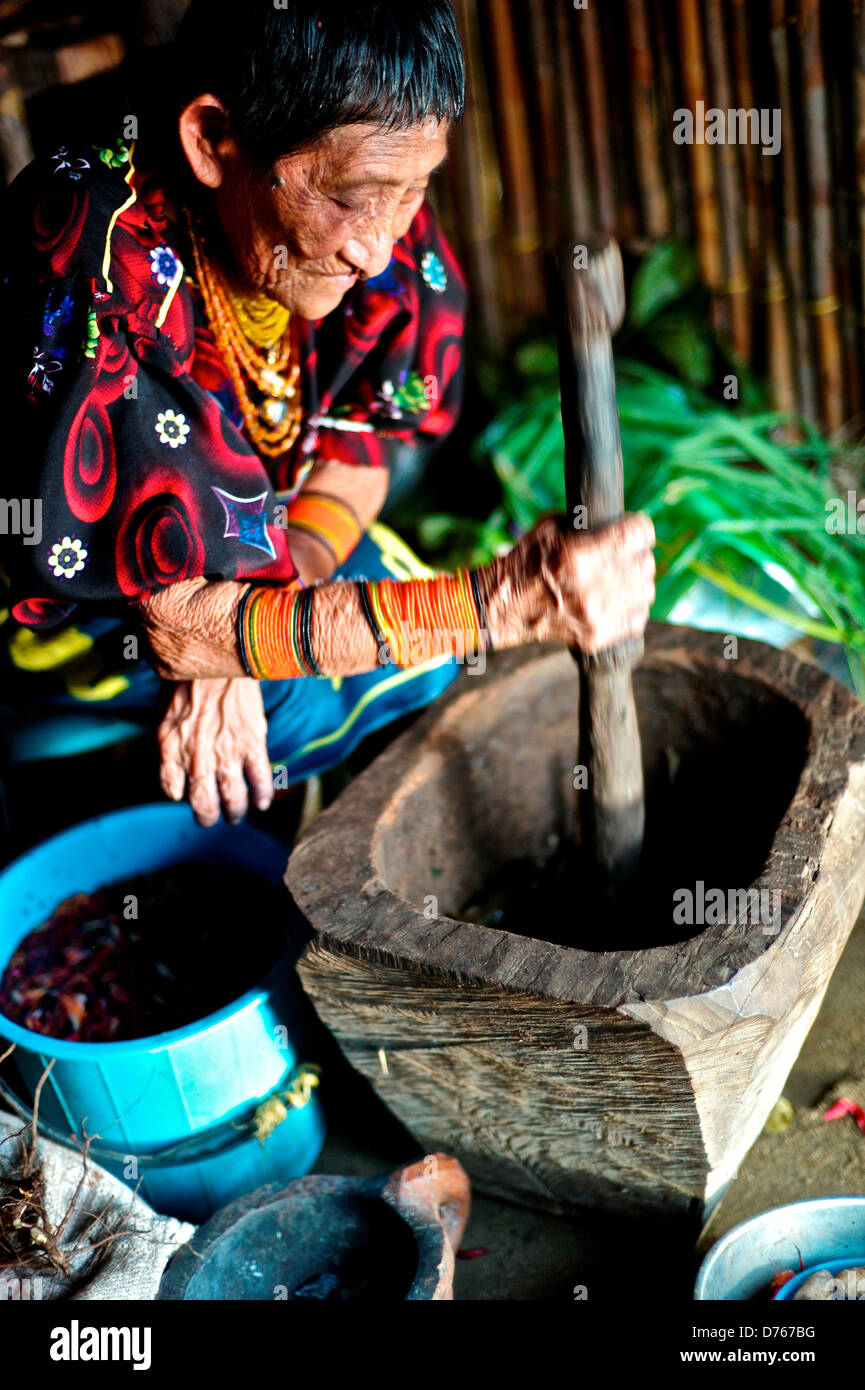 Guna yala food hi-res stock photography and images - Alamy