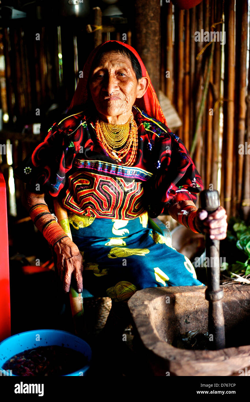 Guna yala food hi-res stock photography and images - Alamy