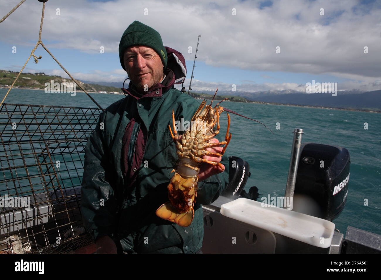 Maori fishing hi-res stock photography and images - Alamy