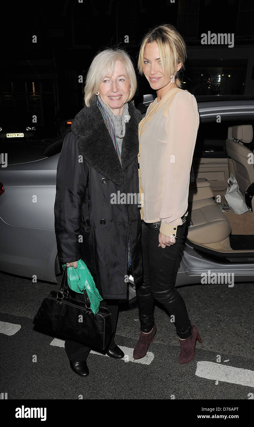 Sarah Harding takes her mother Marie Hardman for a late night dinner at ...