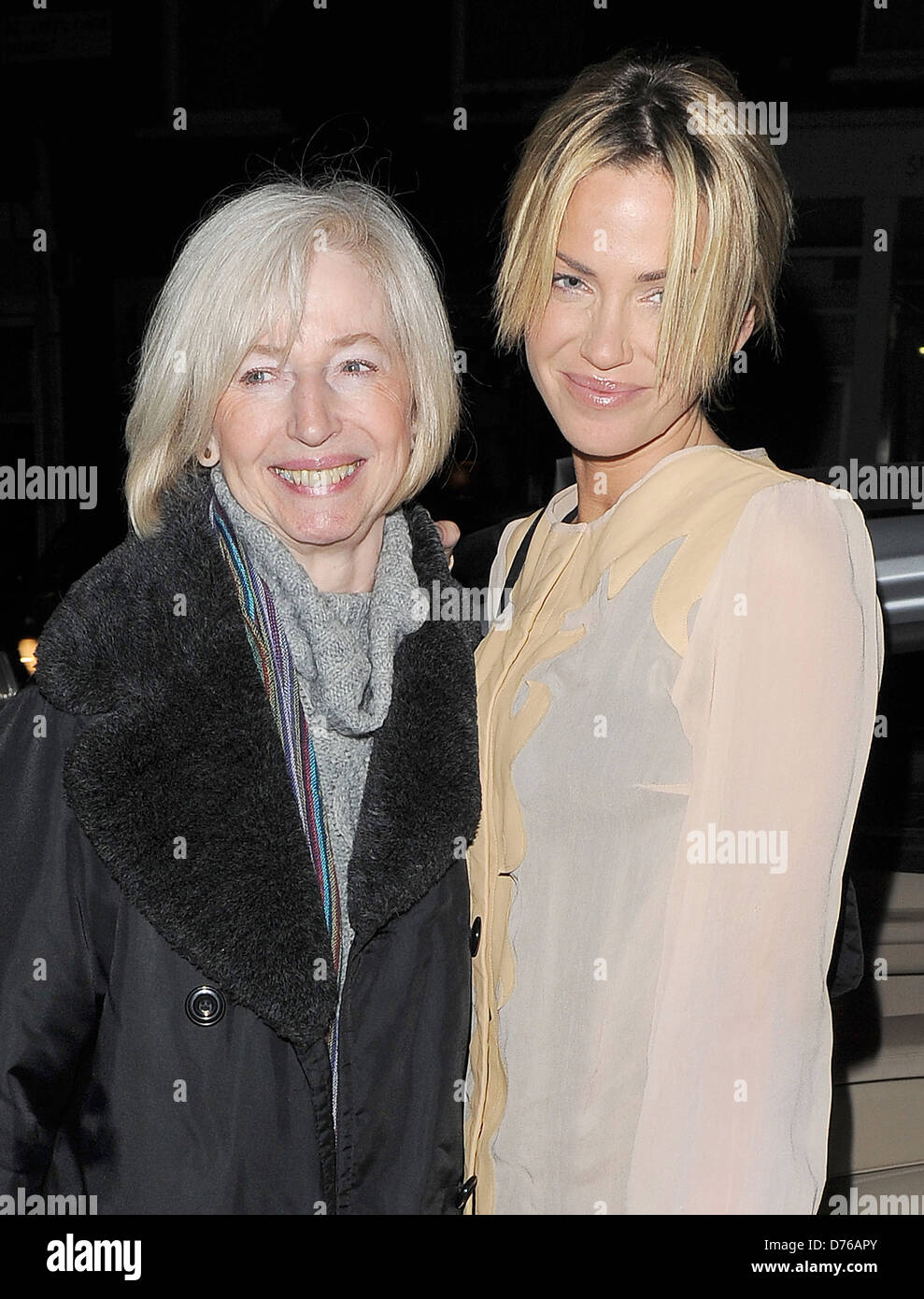 Sarah Harding takes her mother Marie Hardman for a late night dinner at ...