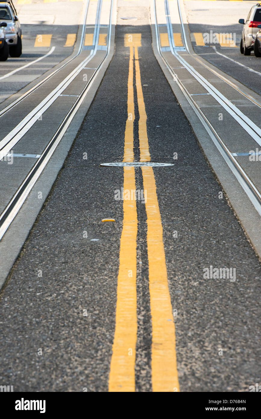 Cable Car Tracks Steep Street San Francisco California // SAN FRANCISCO ...