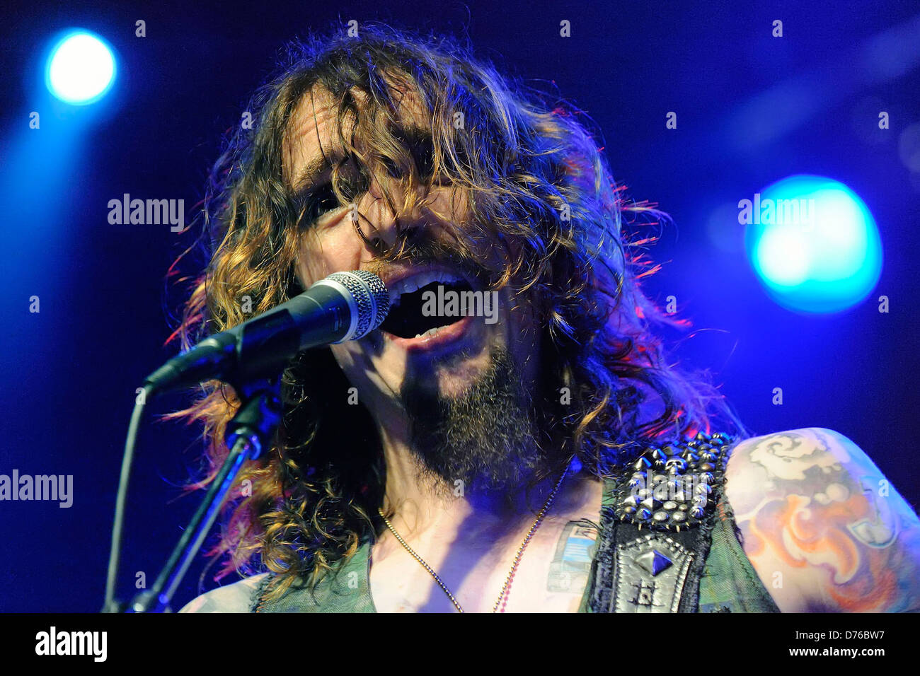 Justin Hawkins of The Darkness performing at The Phoenix Concert ...
