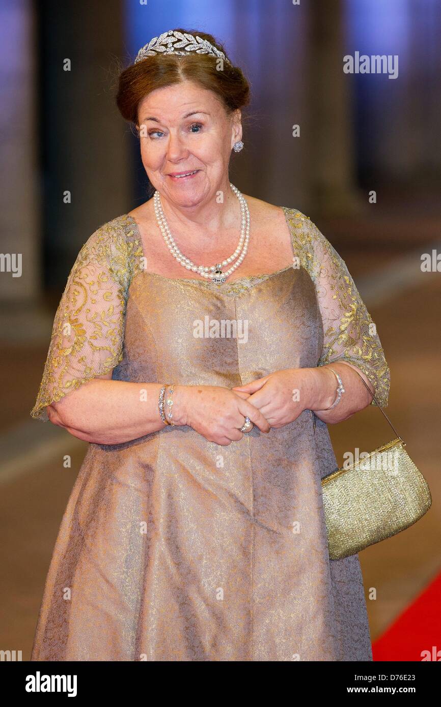 Princess Christina of The Netherlands arrive at the Rijksmuseum dinner ...