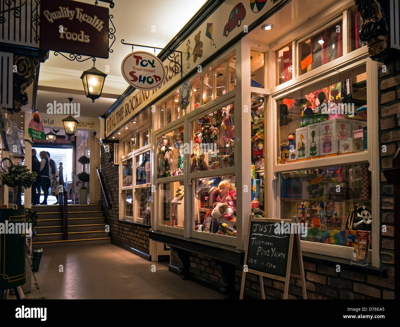 Toy Shops Stock Photos & Toy Shops Stock Images - Alamy