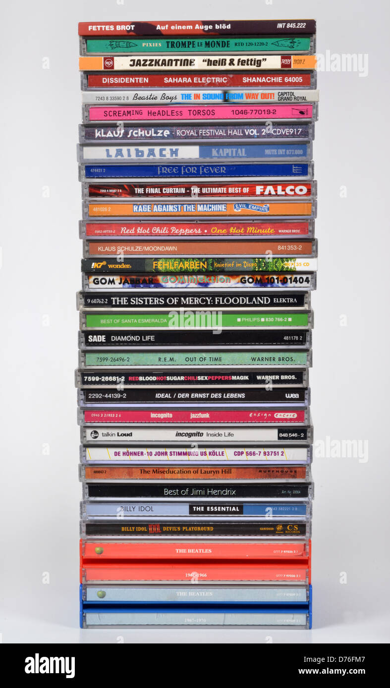 Pile of cds hi-res stock photography and images - Alamy