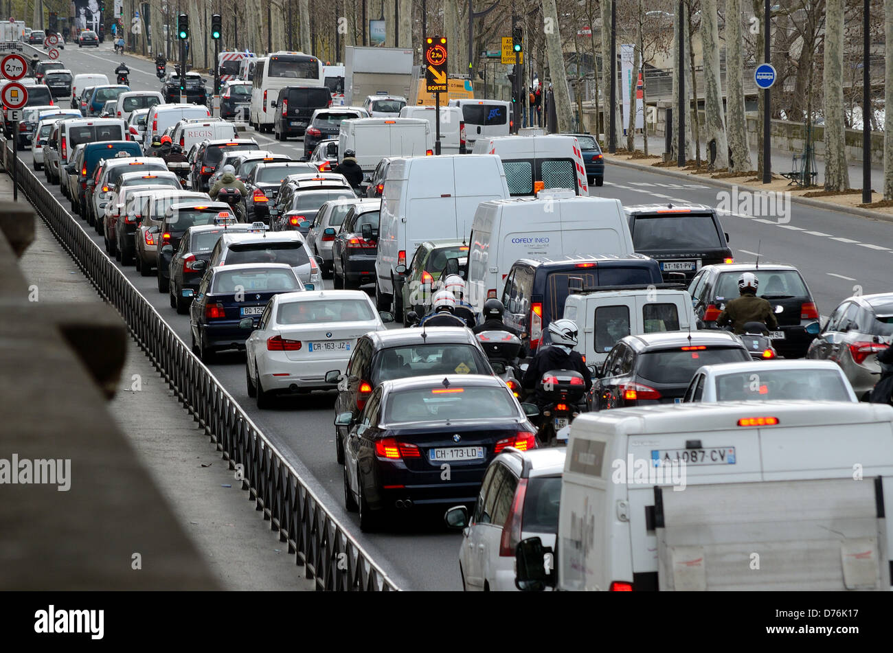 Road stop france hi-res stock photography and images - Alamy