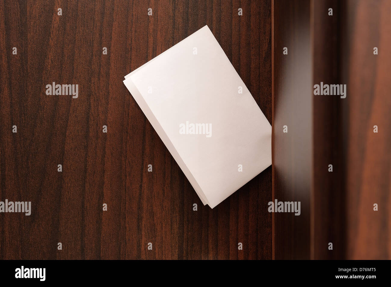 Door with a note Stock Photo - Alamy