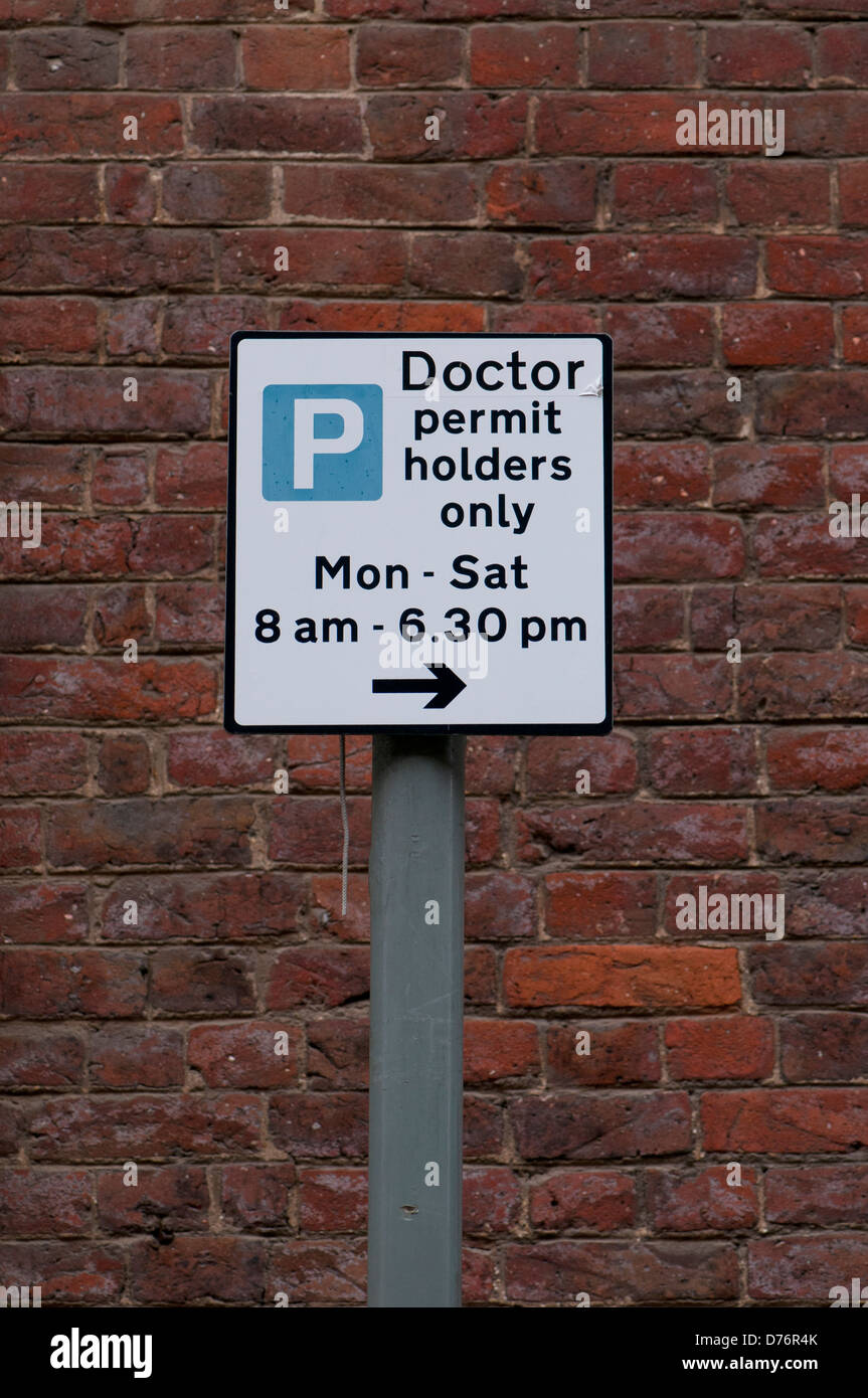 Permit holder parking hi-res stock photography and images - Alamy
