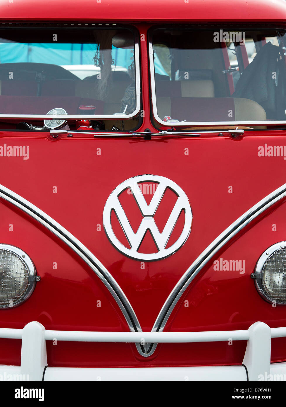 Vw bus front hi-res stock photography and images - Alamy