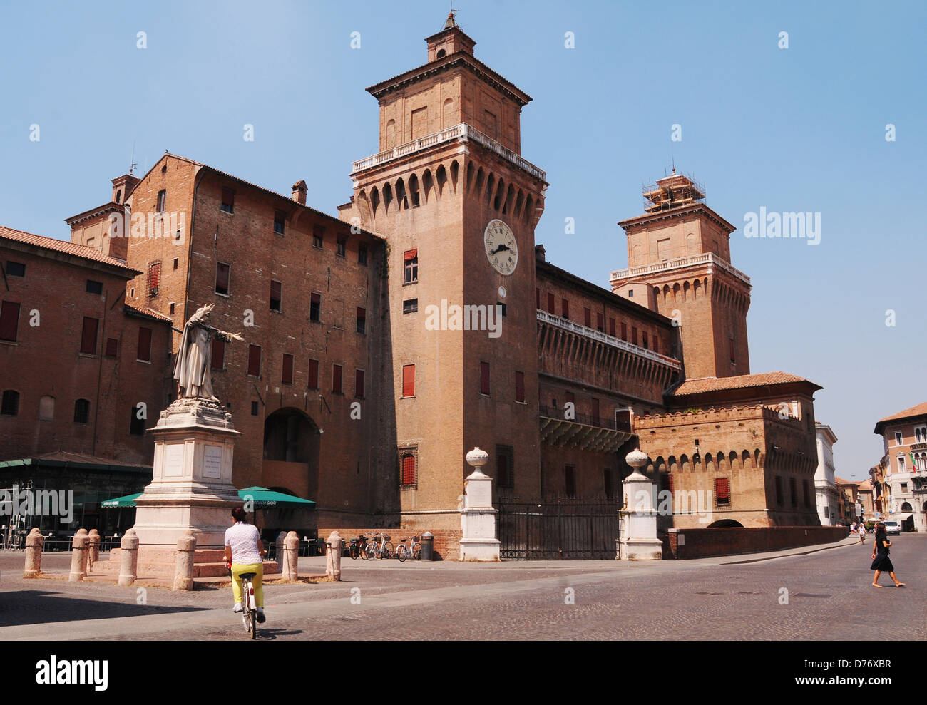 Italy ferrara castle estense hi-res stock photography and images - Alamy
