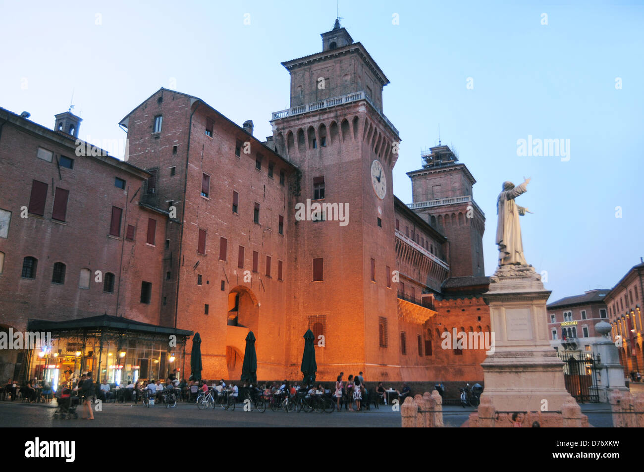 Estense castle ferrara emilia romagna hi-res stock photography and ...
