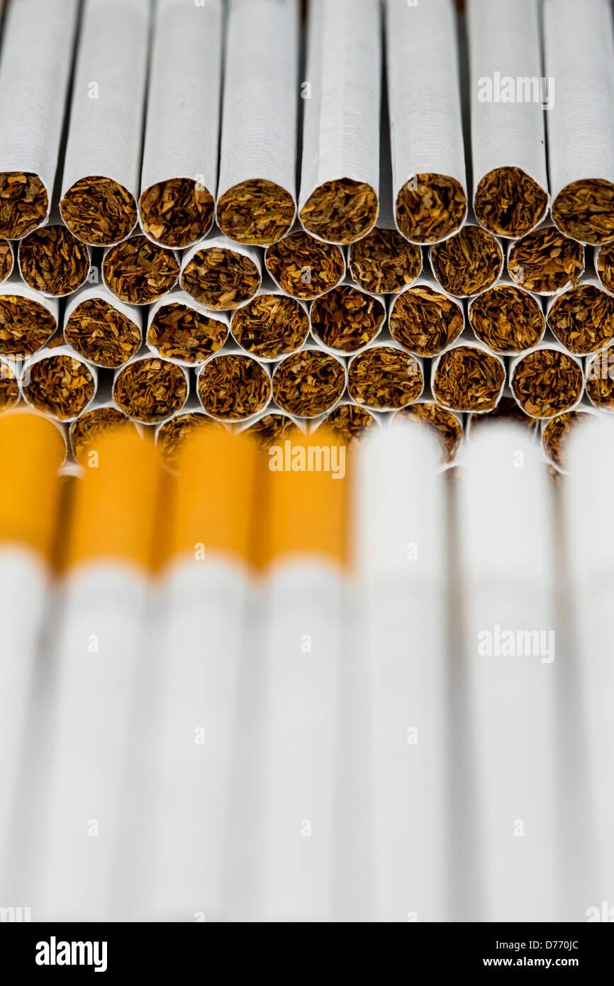 Loose Tobacco High Resolution Stock Photography and Images - Alamy