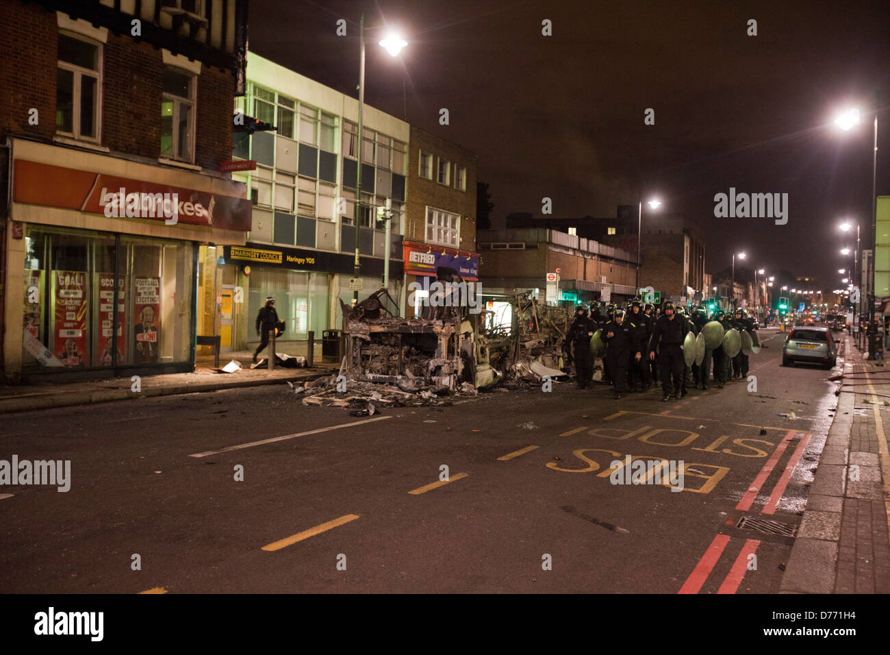 Riot police mark duggan hi-res stock photography and images - Alamy