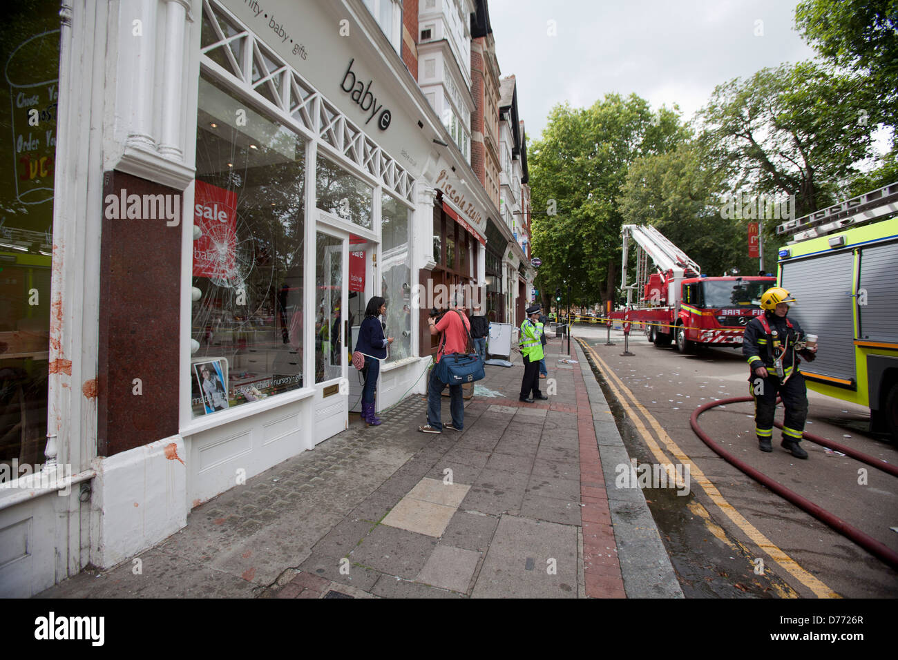 Camera riot hi-res stock photography and images - Alamy