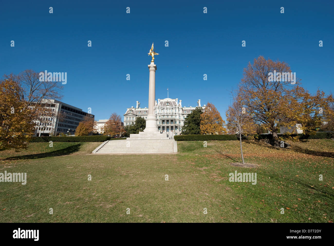 First infantry division hi-res stock photography and images - Alamy