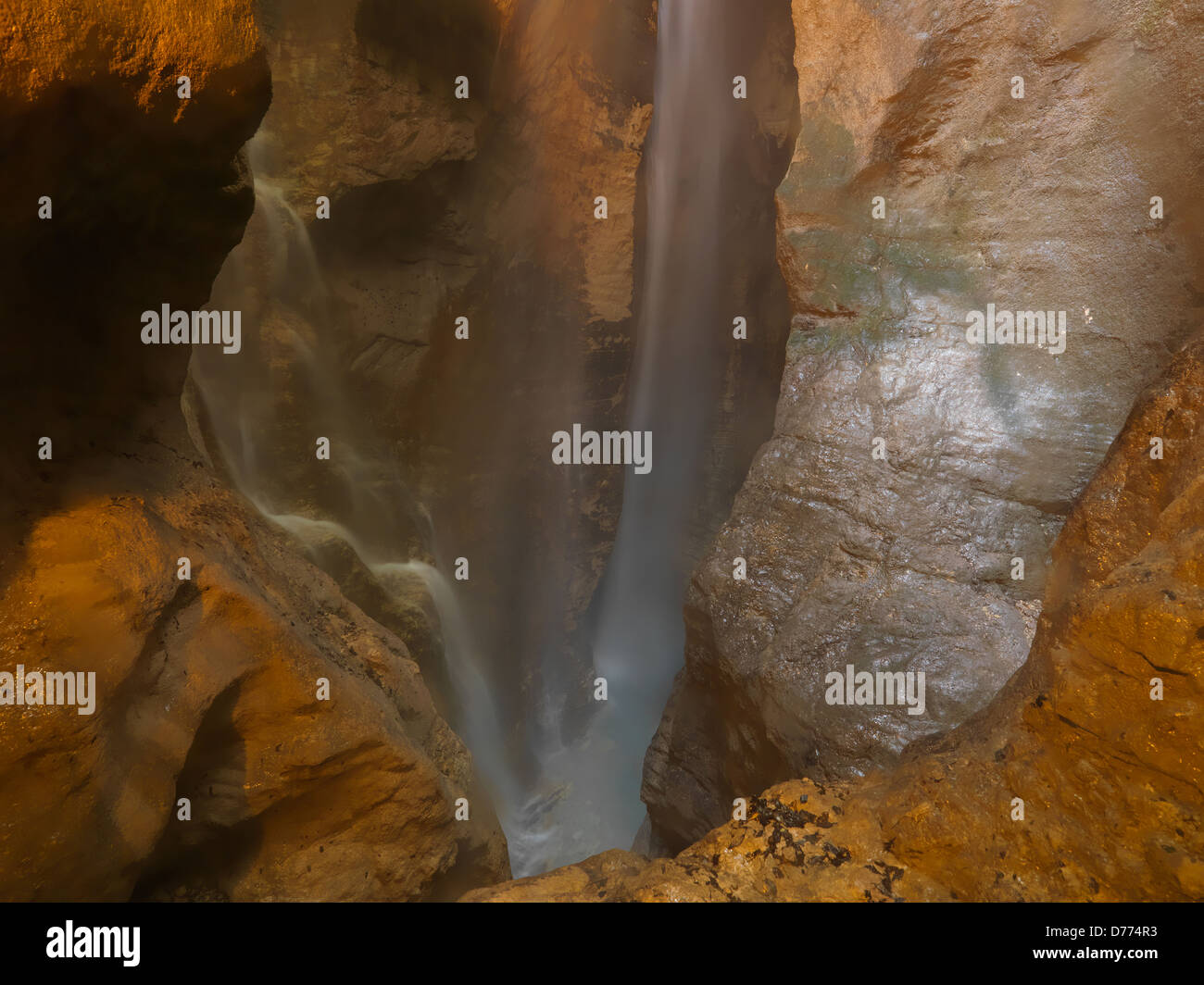 Varone, Italy, a waterfall in the natural cave Varone Stock Photo - Alamy