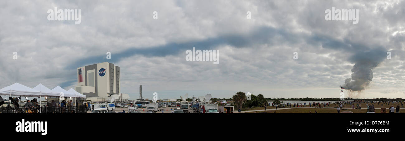 Launch Plume Casts Shadow Across Sky Stock Photo - Alamy