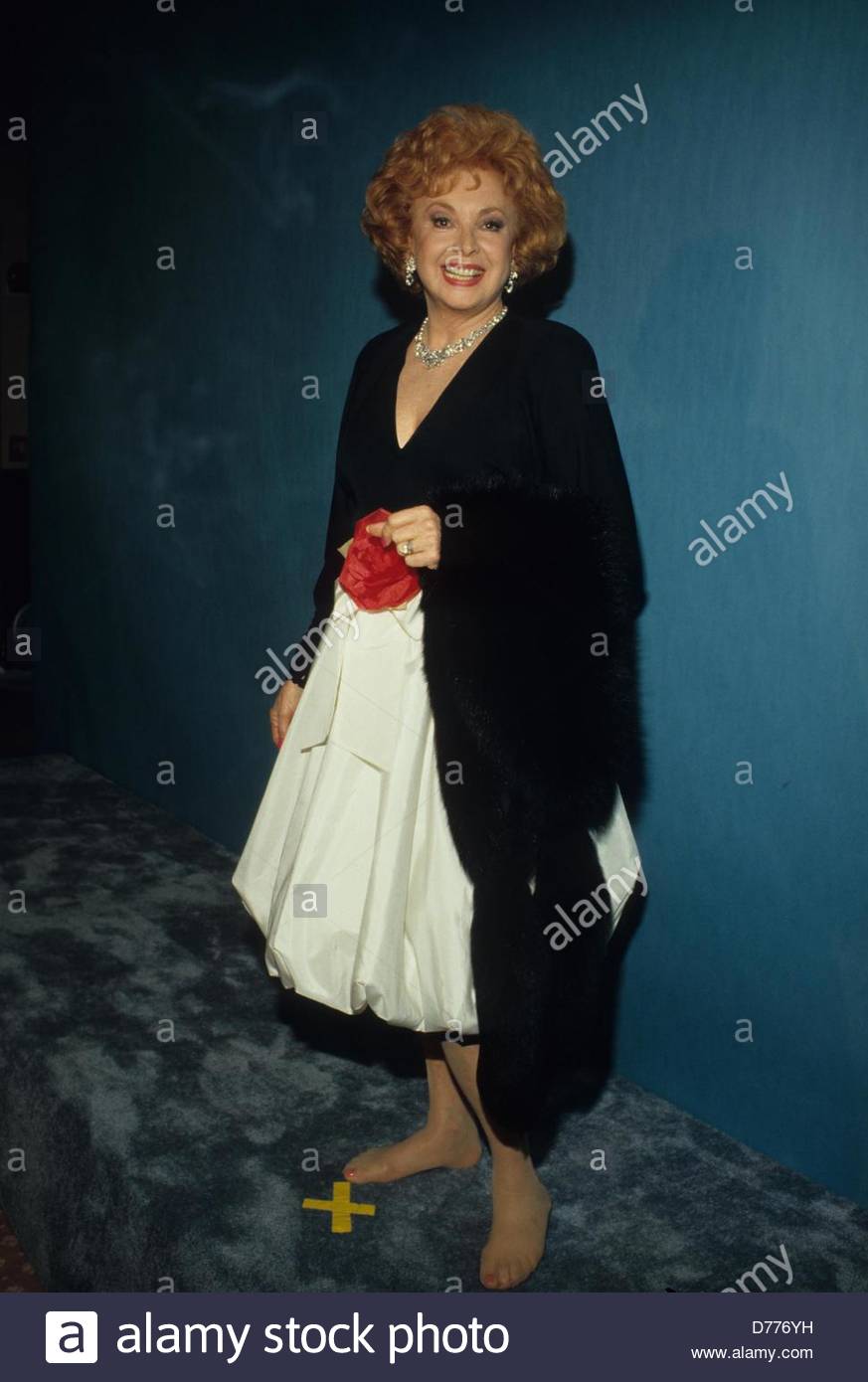 Audrey Meadows High Resolution Stock Photography and Images - Alamy