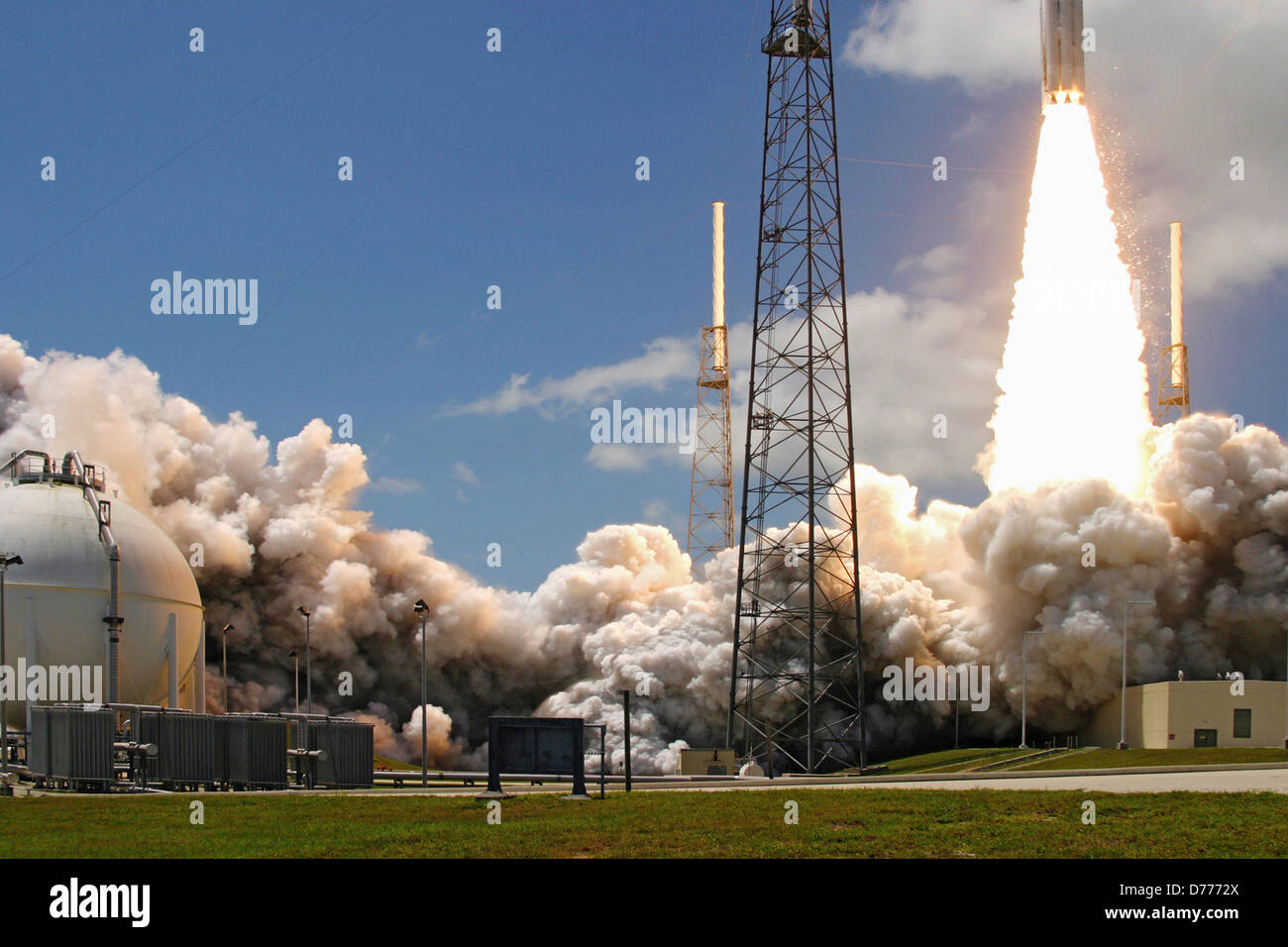 Atlas 551 hi-res stock photography and images - Alamy