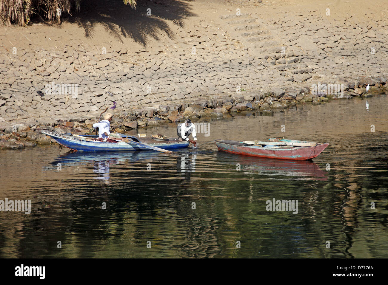 Two men in rowing boat hi-res stock photography and images - Alamy
