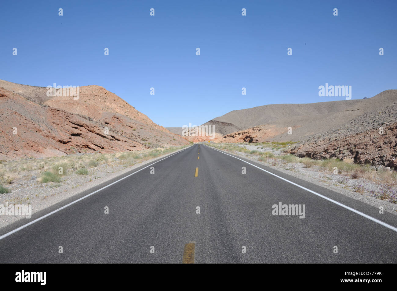 HIghway 190 in California USA Stock Photo - Alamy