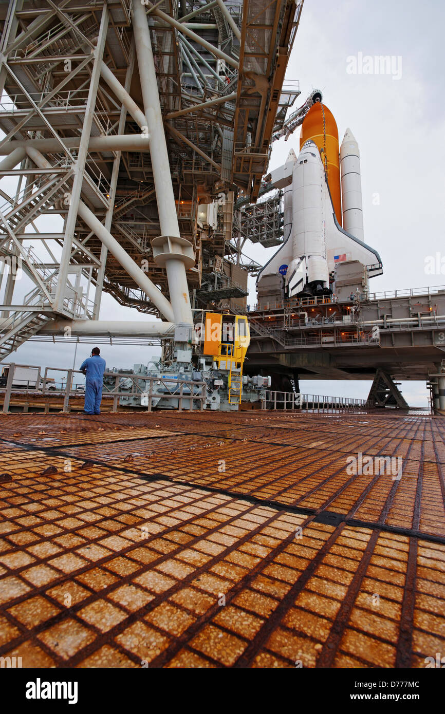 Retracts hi-res stock photography and images - Alamy