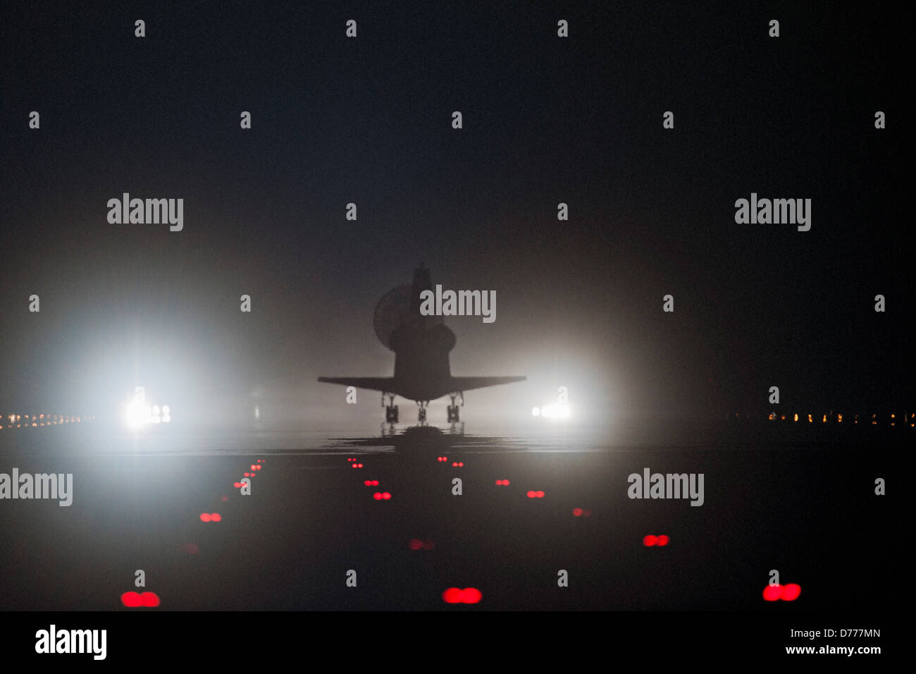 Nasa atlantis hi-res stock photography and images - Alamy