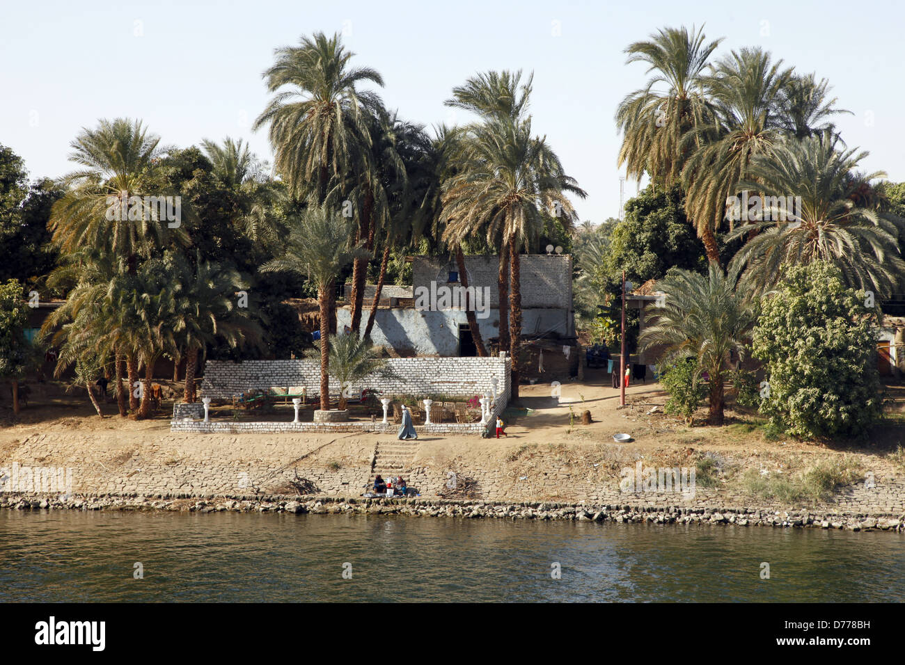 Nile house hi-res stock photography and images - Alamy