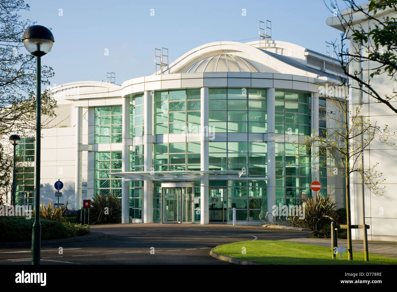 National Physical Laboratory Logo
