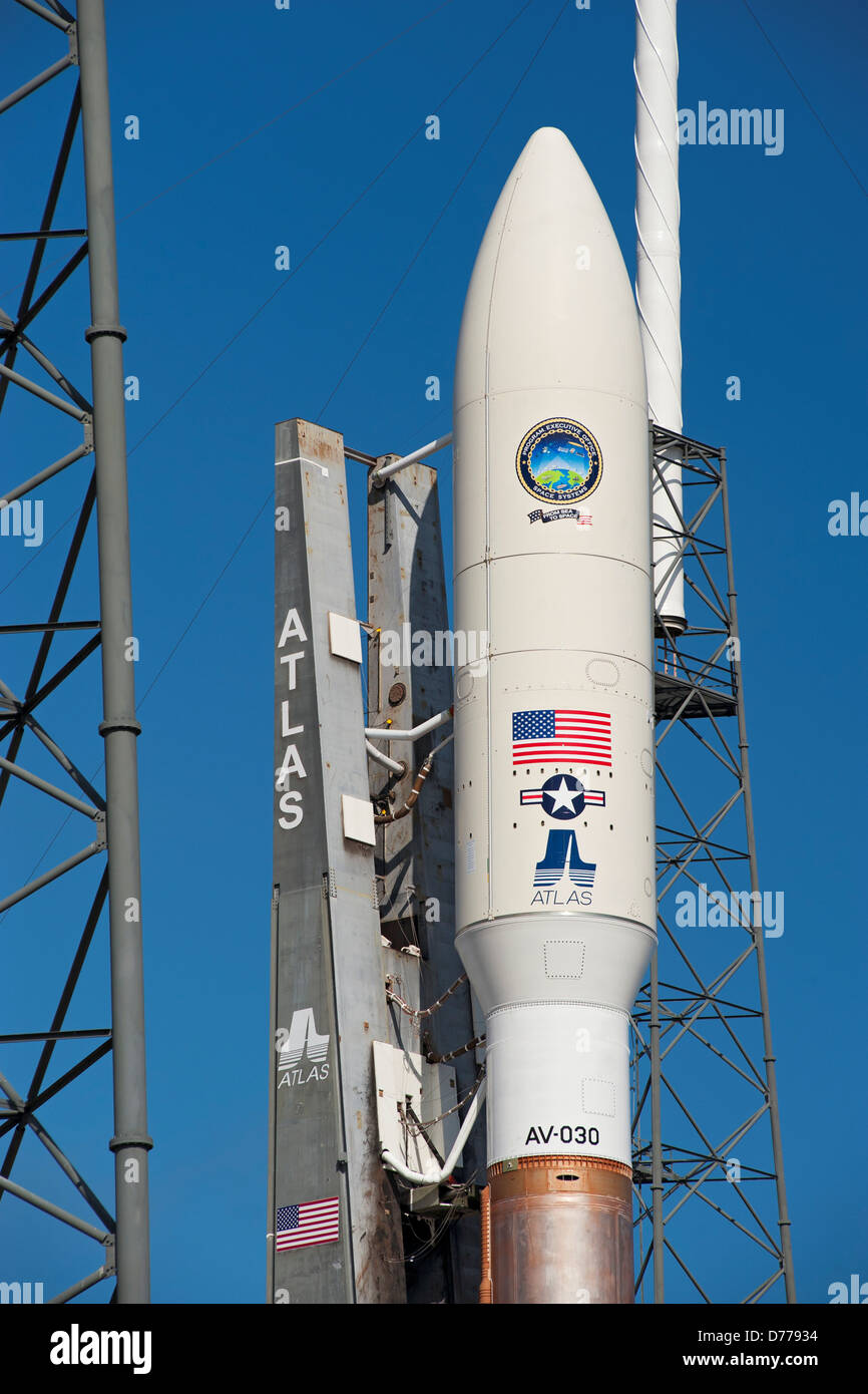 Atlas v payload fairing hi-res stock photography and images - Alamy