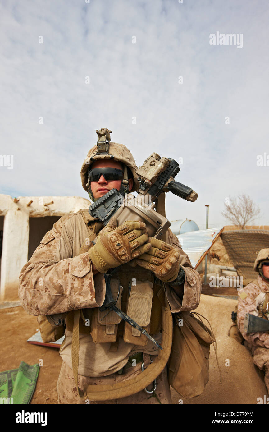 U s marine holding milkor m32 hi-res stock photography and images - Alamy