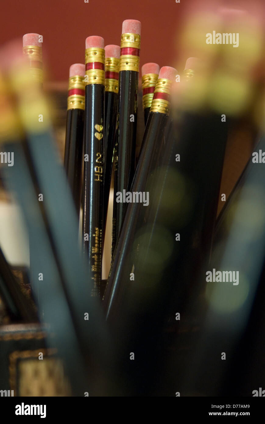 Number 2 lead pencil hi-res stock photography and images - Alamy