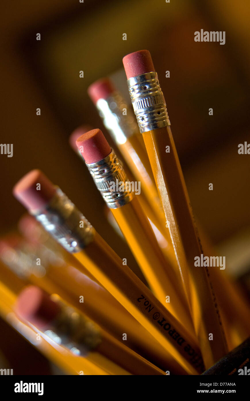 Number 2 lead pencil hi-res stock photography and images - Alamy