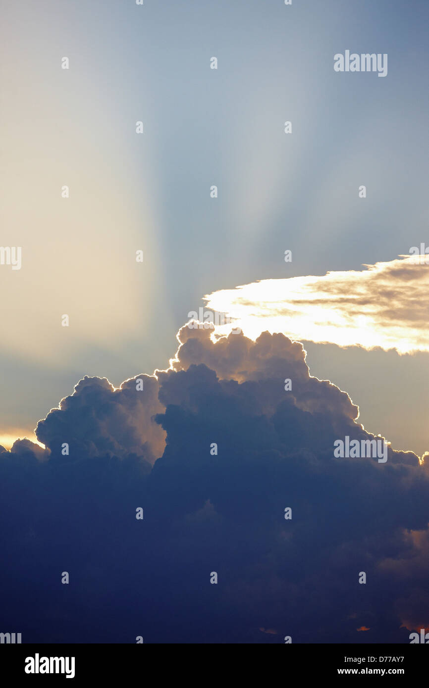 Crepuscular Rays Around Cumulonimbus Cloud Stock Photo - Alamy