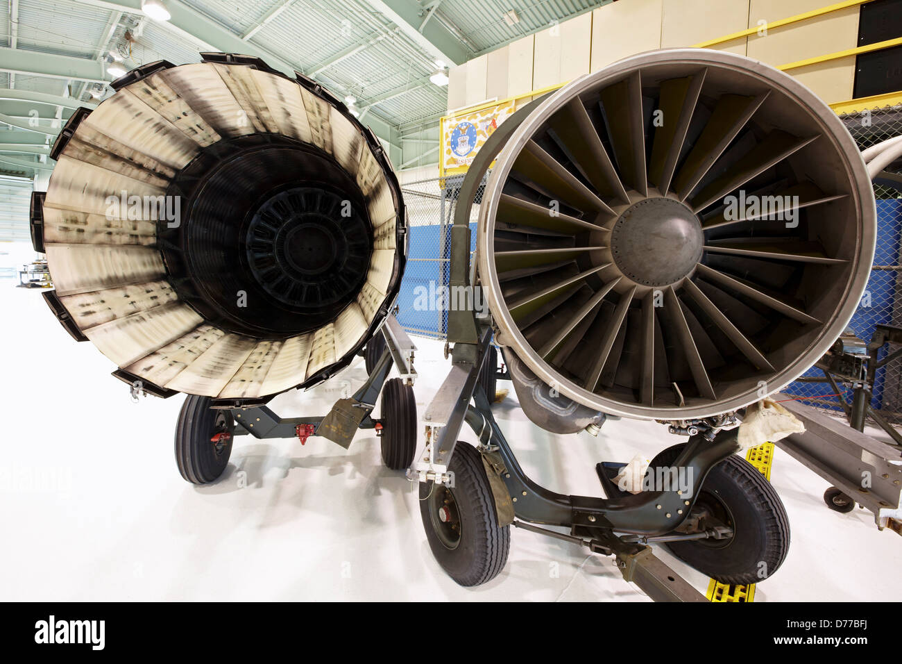 Afterburning turbofan engines hi-res stock photography and images - Alamy