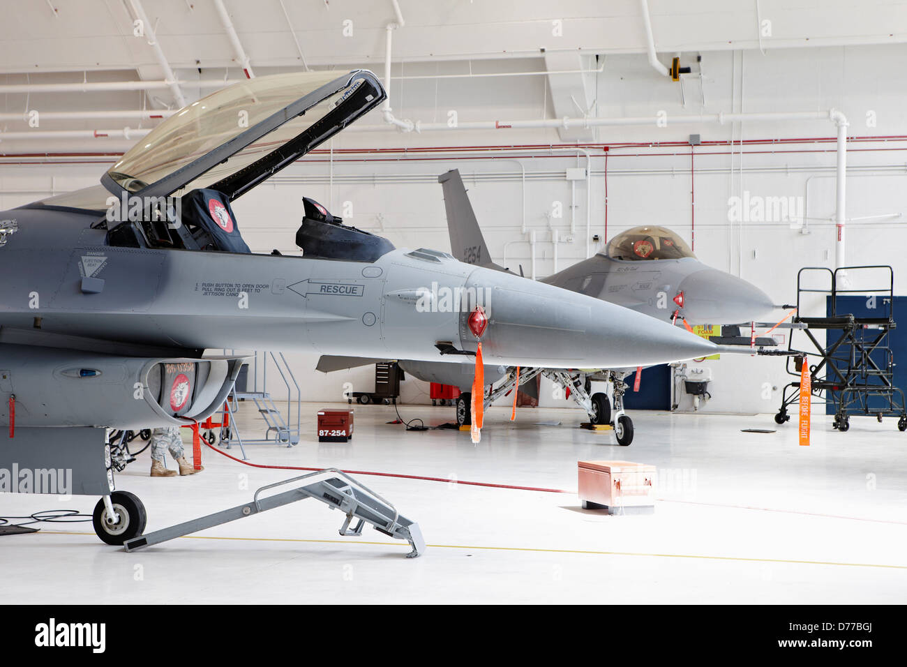 F-16s in Maintenance Hangar Stock Photo - Alamy
