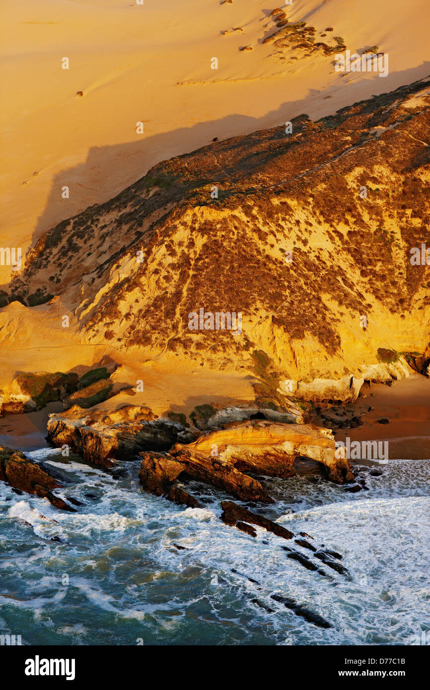 Vandenberg air force base hi-res stock photography and images - Alamy