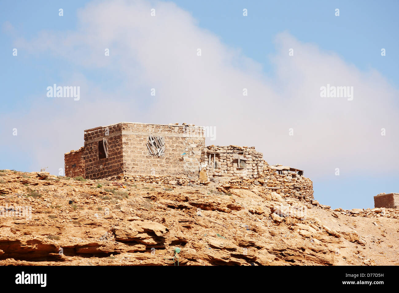 Decaying stone structure Sahara Desert Morocco Stock Photo - Alamy