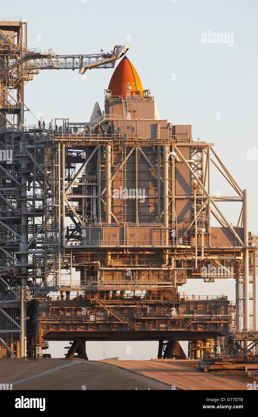 Space Shuttle Launch Tower Kennedy Space Center Launch Complex 39A ...