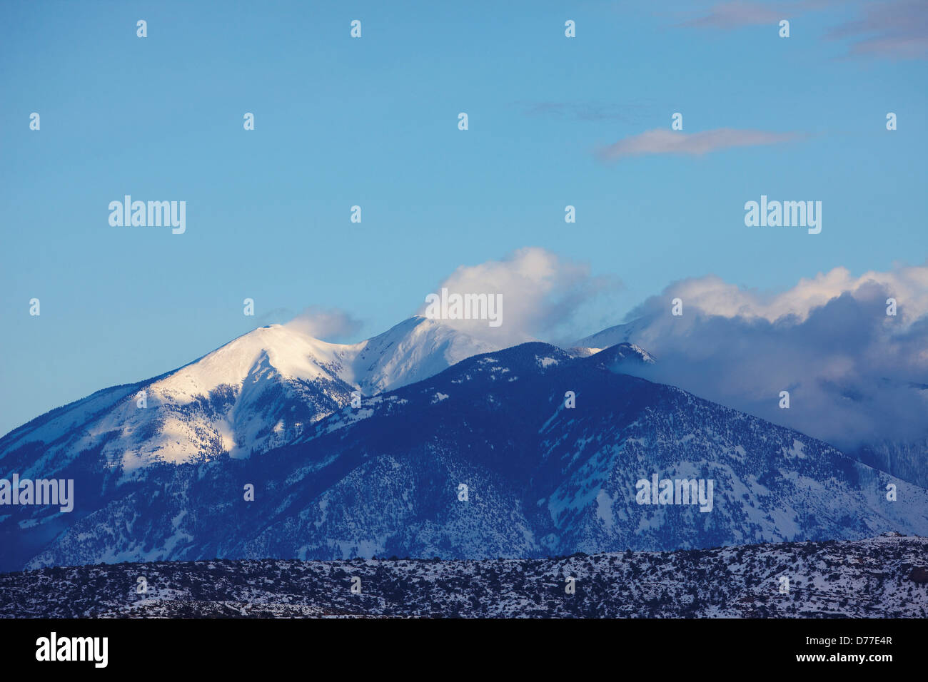 Geographical mountain range hi-res stock photography and images - Alamy