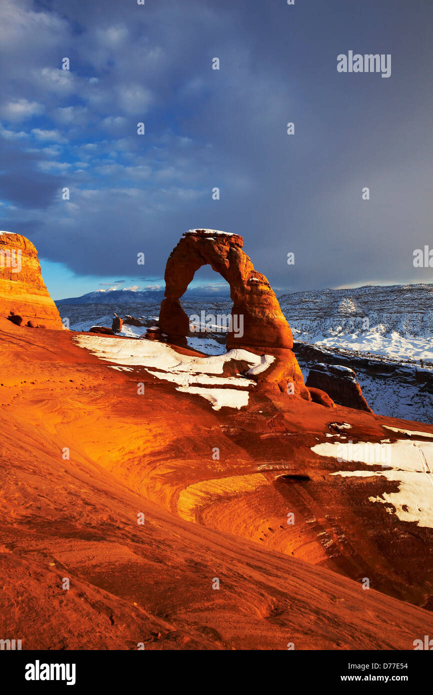 Natural arch in desert Delicate Arch Arches National Park Utah USA ...