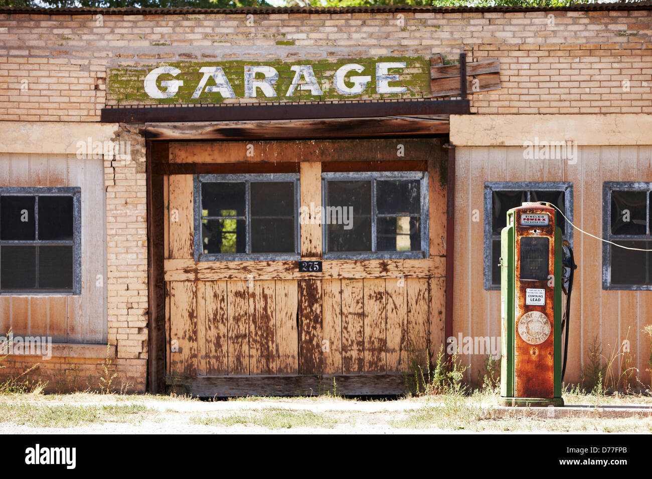 USA Utah Abandoned service station gas pump Stock Photo - Alamy