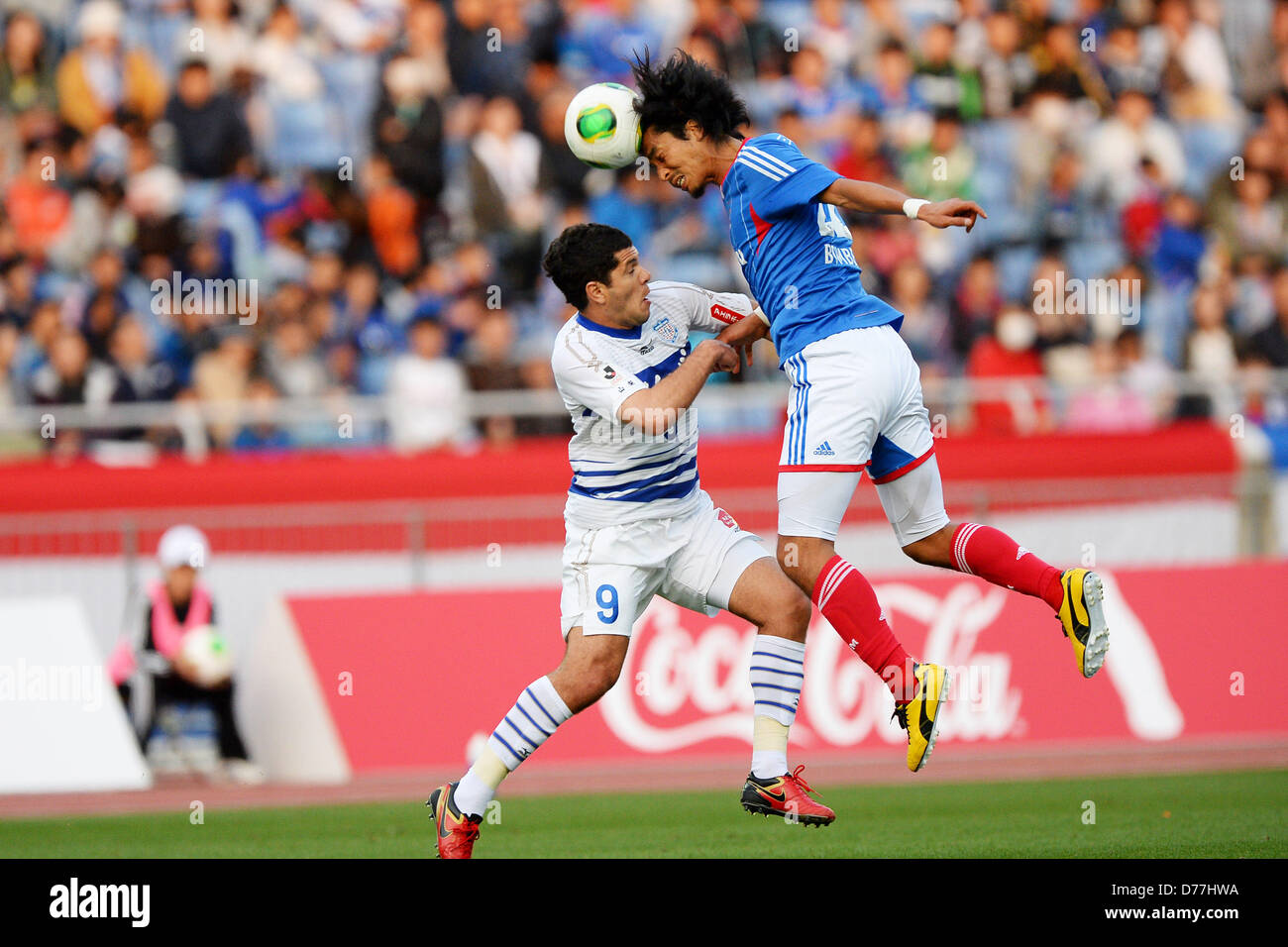 Ortigoza (Ventforet), Yuji Nakazawa (F Marinos), APRIL 27, 2013 ...