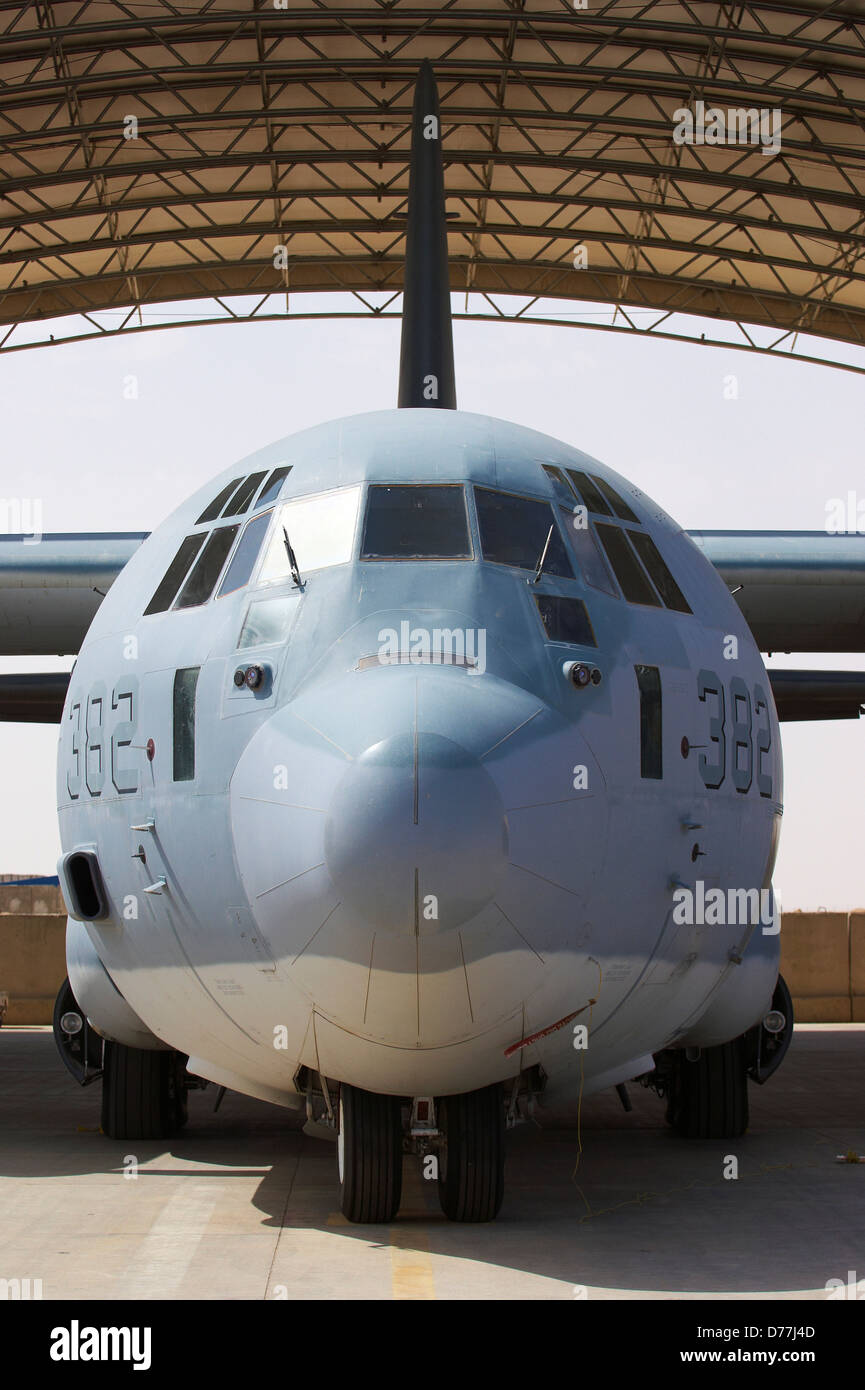 Lockheed super hercules hi-res stock photography and images - Alamy