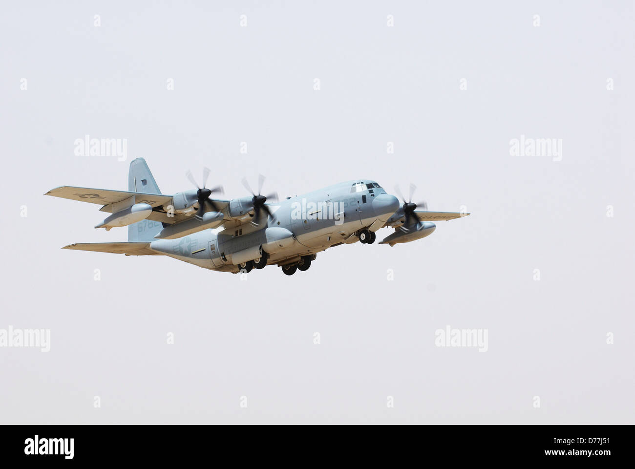 Marine corps kc 130j super hercules hi-res stock photography and images ...